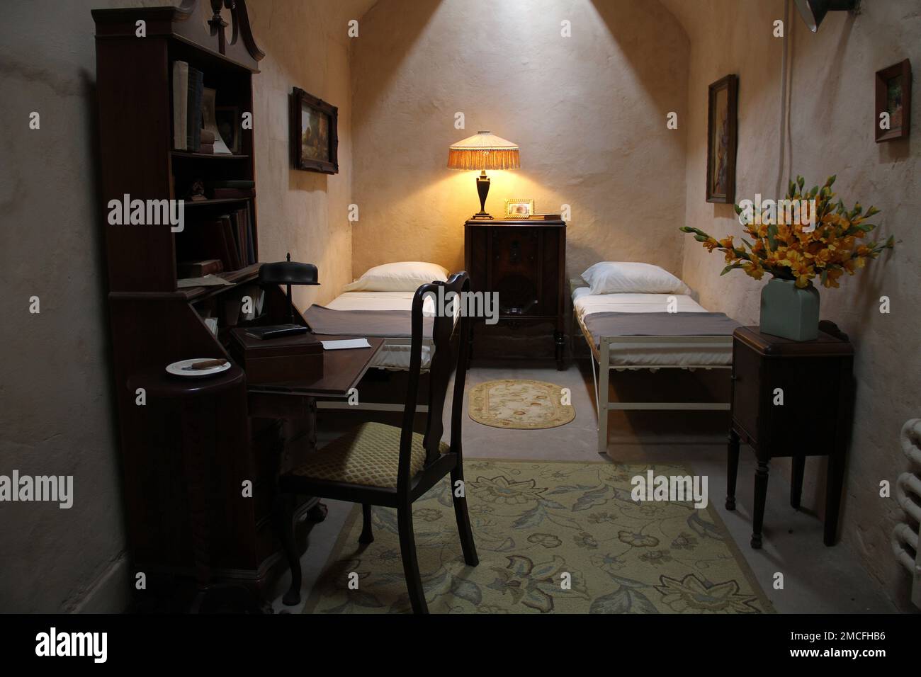 New york prison cell hi-res stock photography and images - Alamy