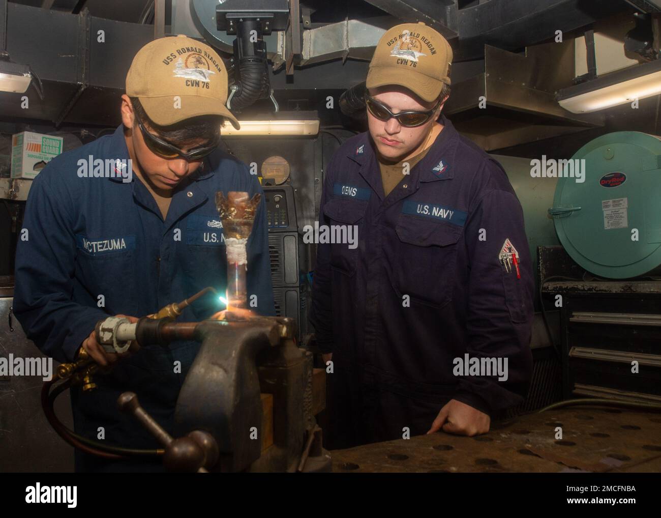 220630-N-YQ181-1028 PHILIPPINE SEA (June 30, 2022) – Hull Technician ...