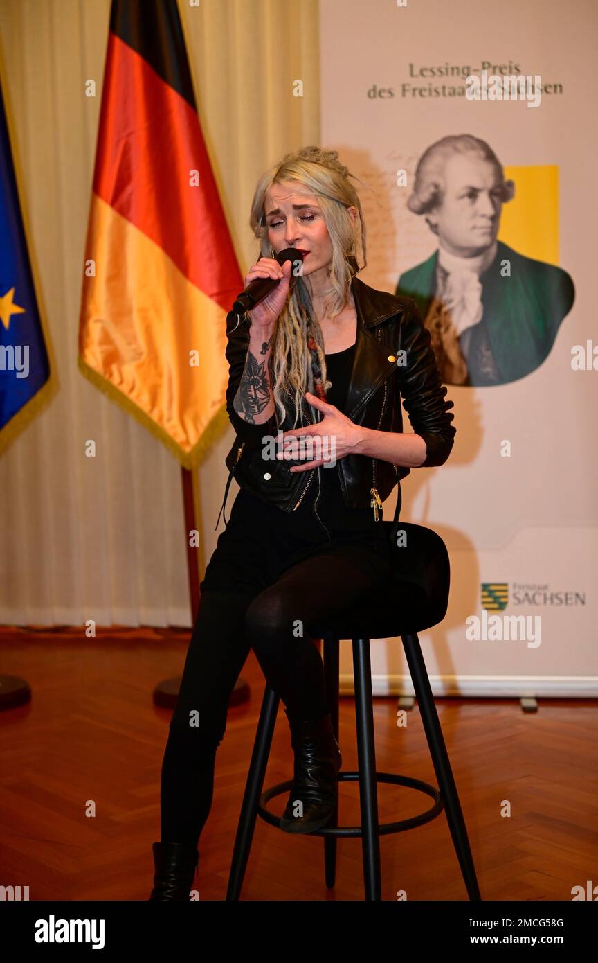 Sarah Lesch bei der Preisverleihung des Lessing-Förderpreises 2023 im ...