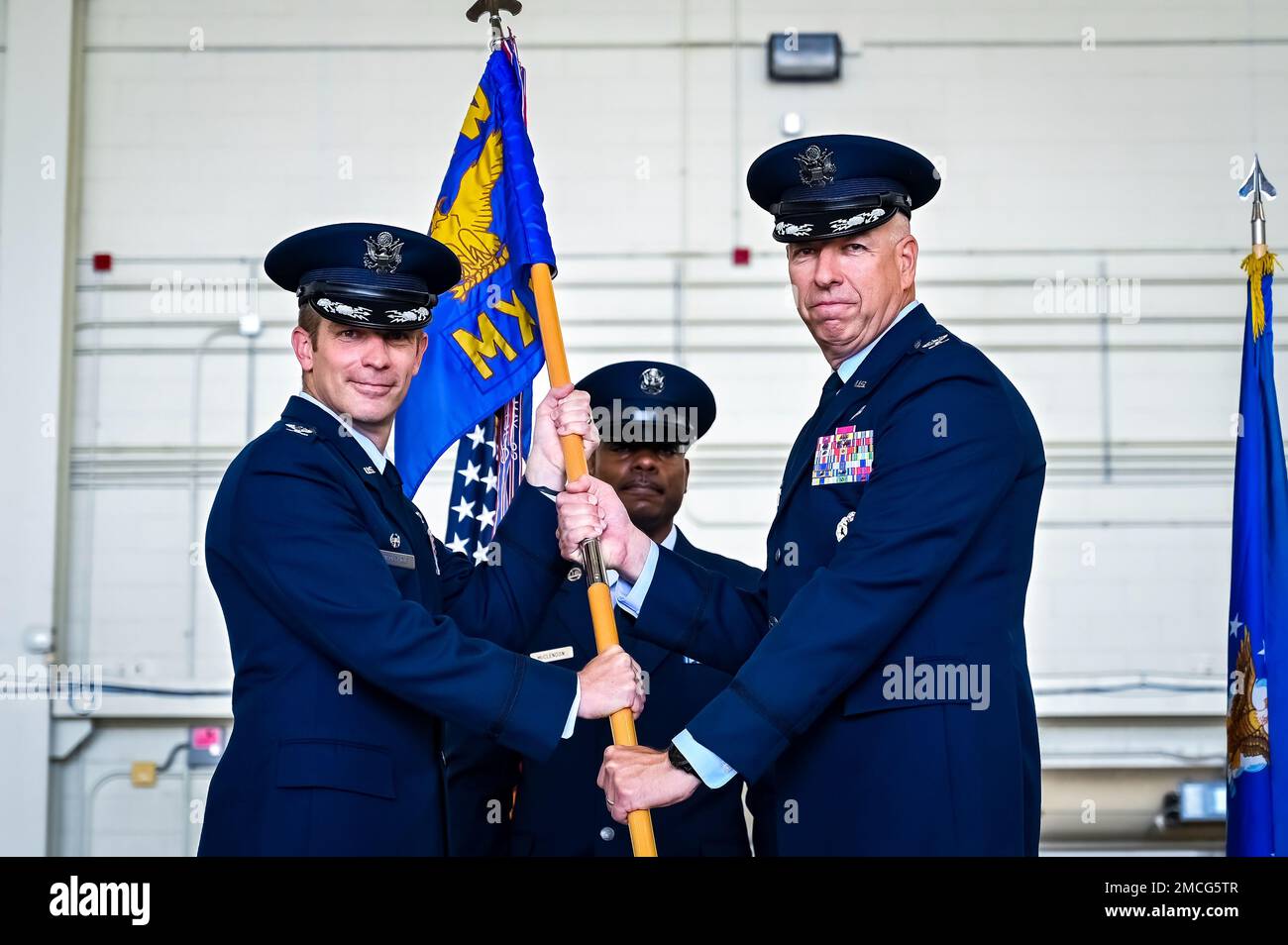305th air mobility wing commander hi-res stock photography and images ...
