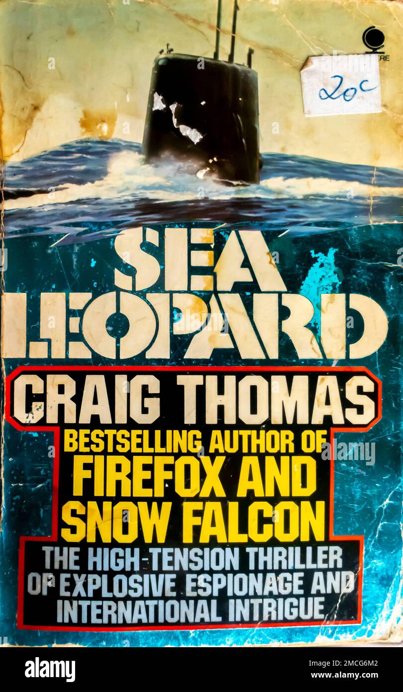 See-Leopard Book by Craig Thomas 1981 Stock Photo - Alamy