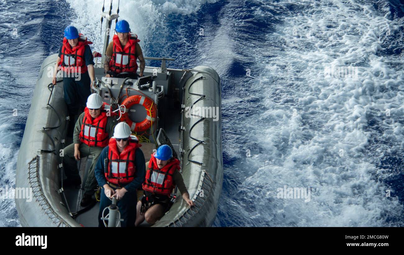 220701-N-YQ181-1183 PHILIPPINE SEA (July 1, 2022) Capt. Fred Goldhammer ...