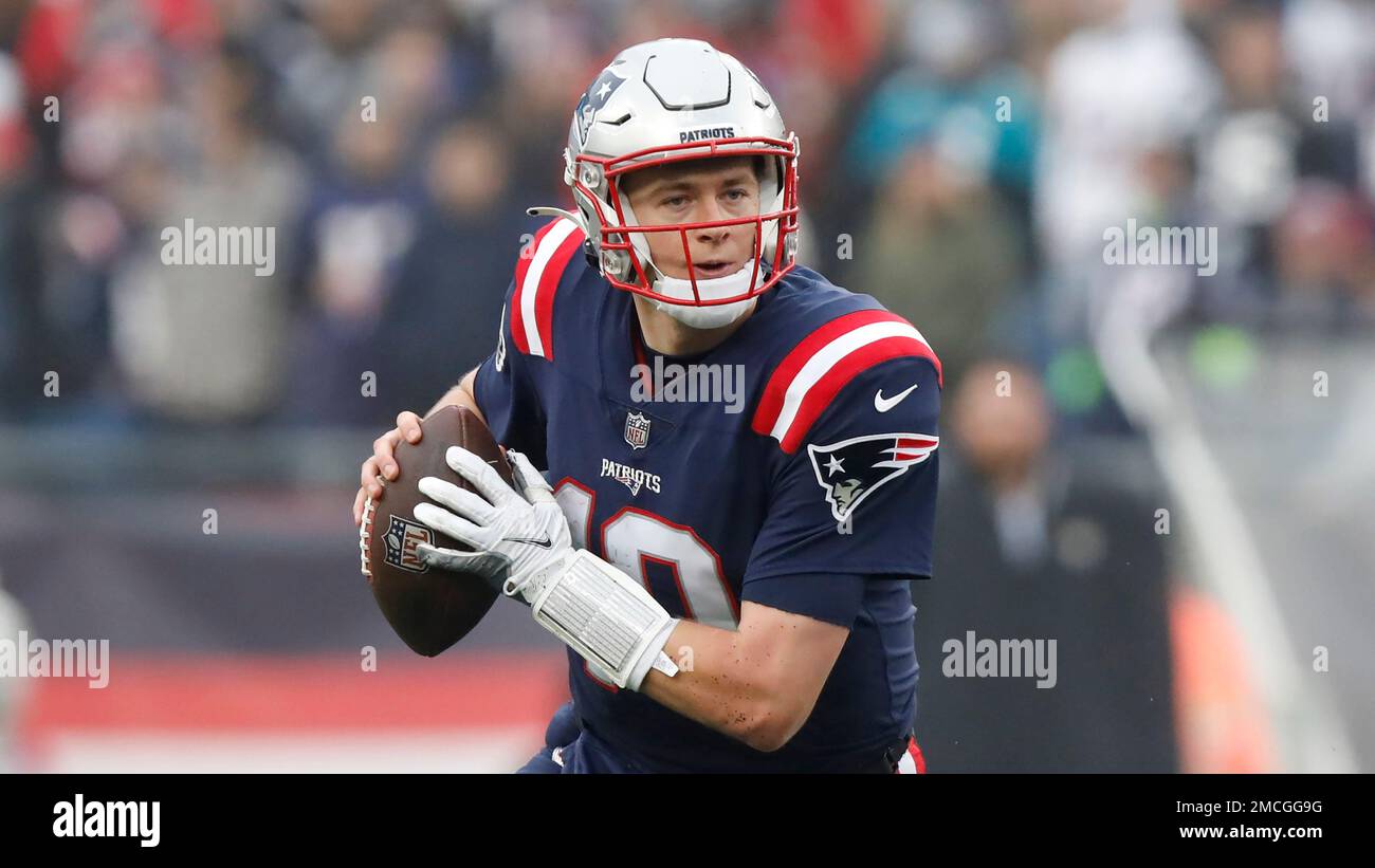 New England Patriots quarterback Mac Jones (10) during the first half ...