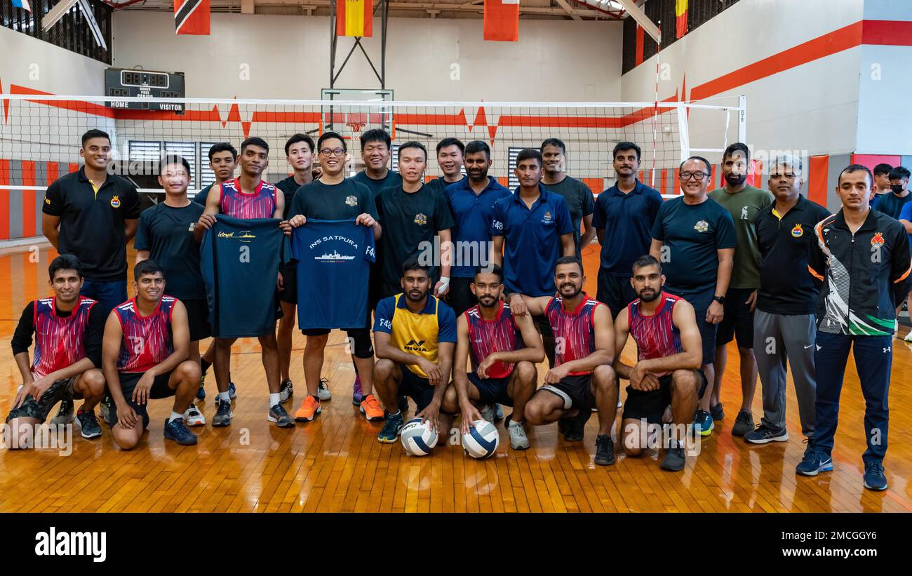 PEARL HARBOR (June 1, 2022) Volleyball teams from Indian Navy frigate ...