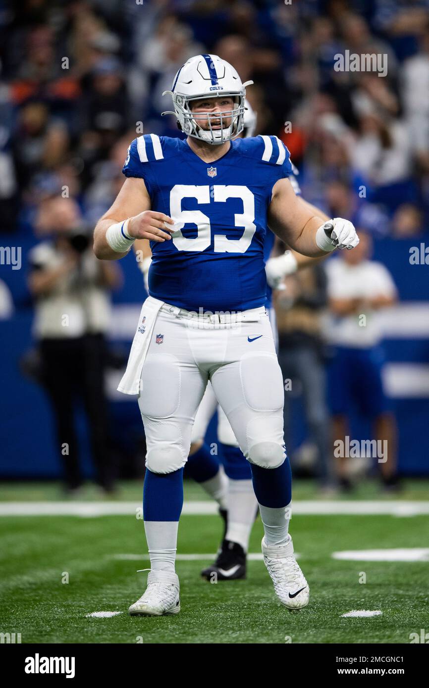 Indianapolis Colts guard Danny Pinter (63) looks to the sidelines ...
