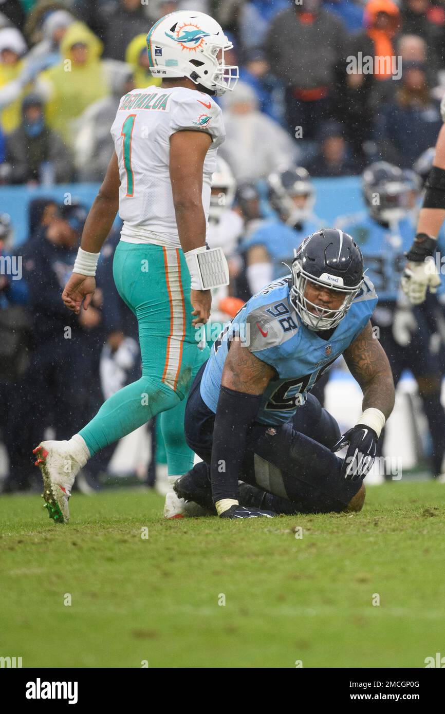 Tennessee Titans defensive end Jeffery Simmons (98) plays during an NFL ...
