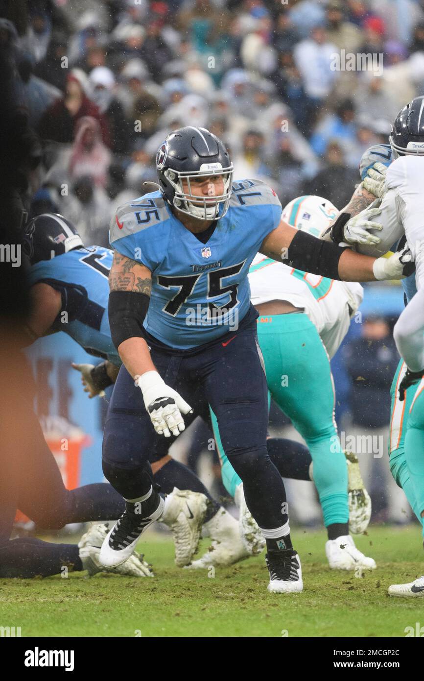 Tennessee Titans offensive tackle Dillon Radunz (75) plays during an ...