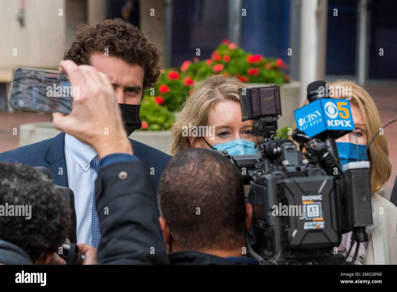 Elizabeth Holmes leaves federal court in San Jose, Calif., Monday, Jan ...