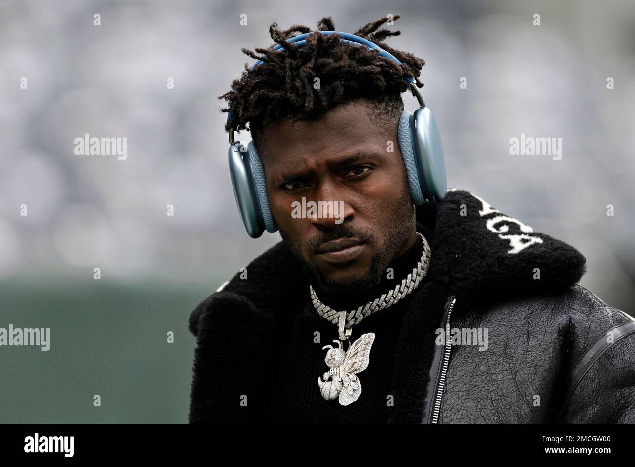 Tampa Bay Buccaneers wide receiver Antonio Brown (81) walks on the ...