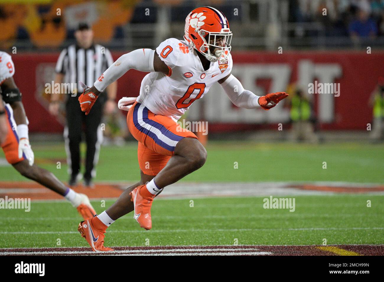 Clemson linebacker Barrett Carter (0) follows a play during the first ...