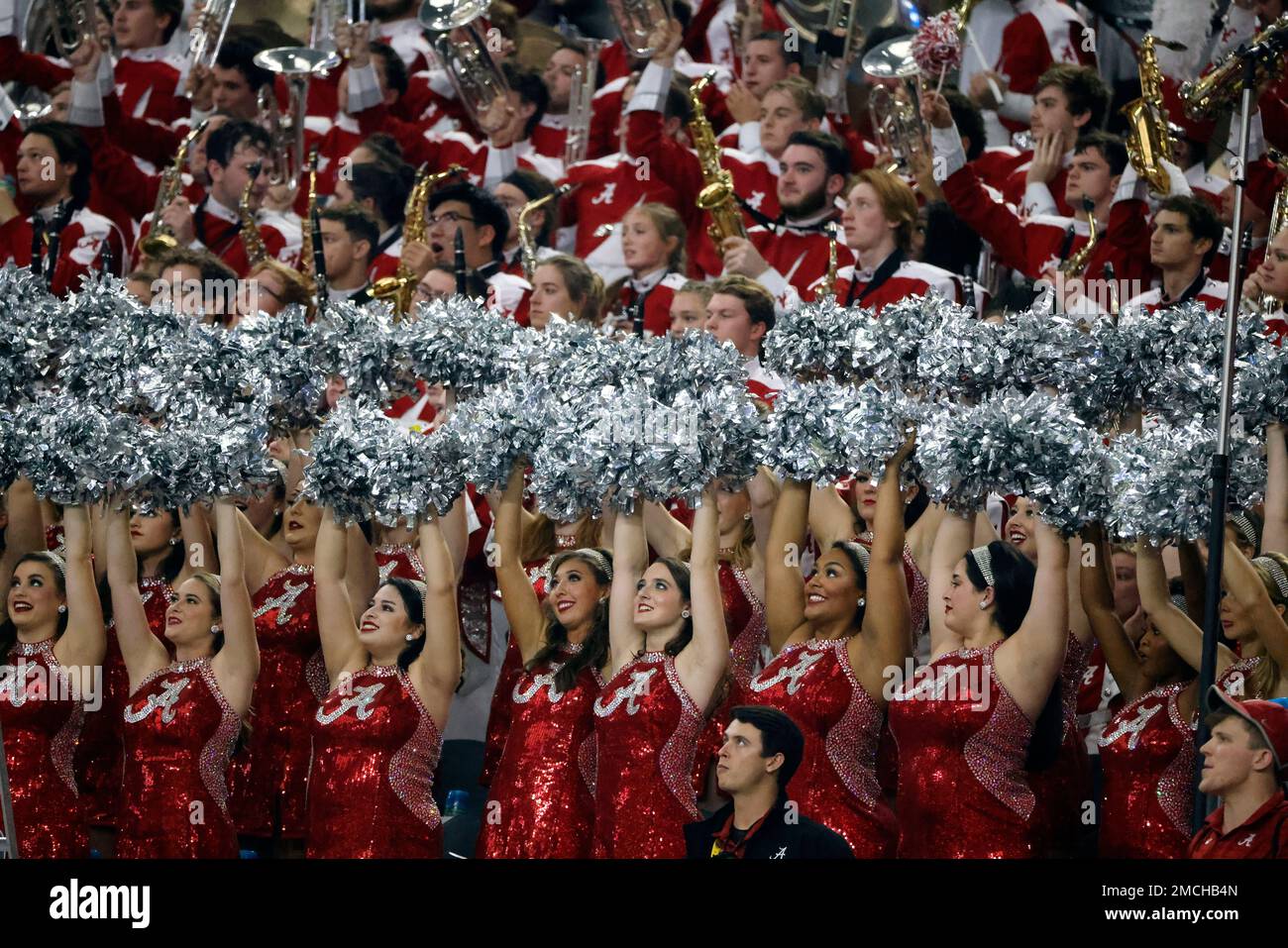 Alabama marching band members perform during the first half of the ...
