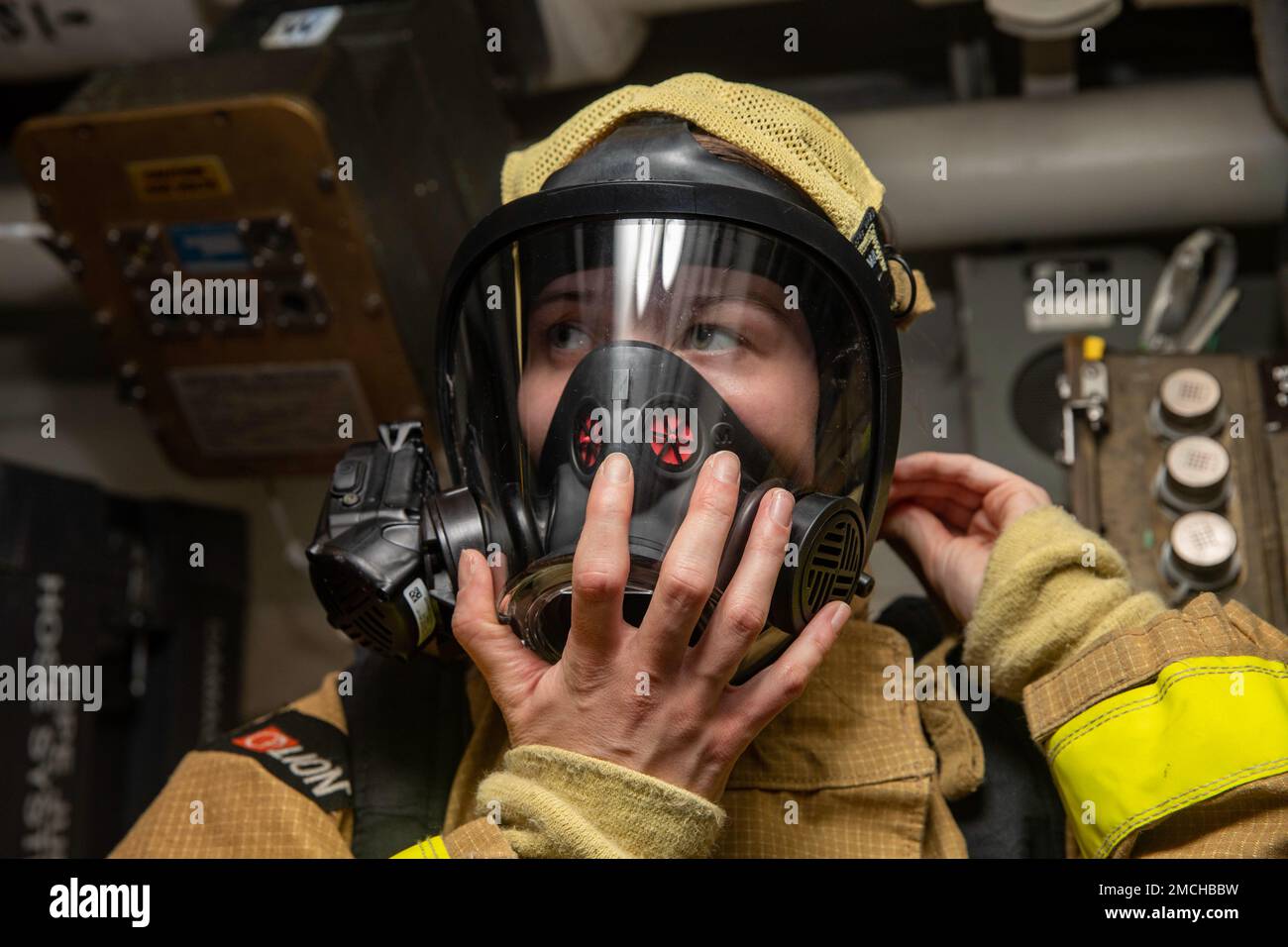 PHILIPPINE SEA (July 2, 2022) Engineman 2nd Class Gwendolyn Castellon ...