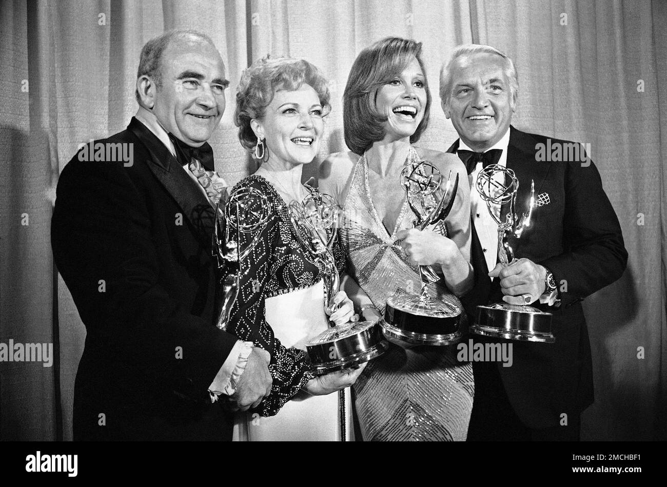 FILE - In this May 18, 1976 file photo, cast members of the "Mary Tyler ...