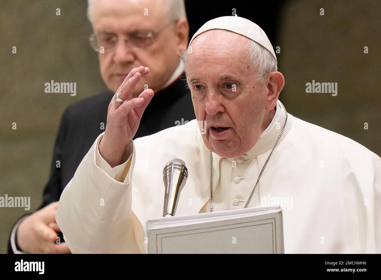 Pope Francis does the sign of the cross during his weekly general ...