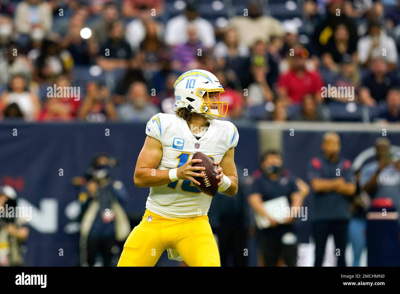 Los Angeles Chargers quarterback Justin Herbert (10) looks to pass ...