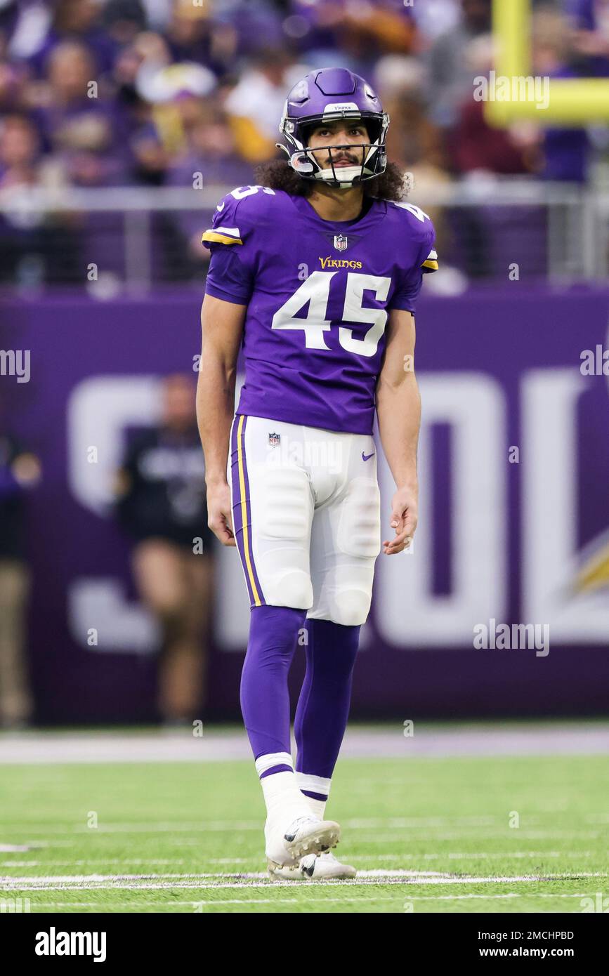 Minnesota Vikings linebacker Troy Dye (45) in action during the first ...