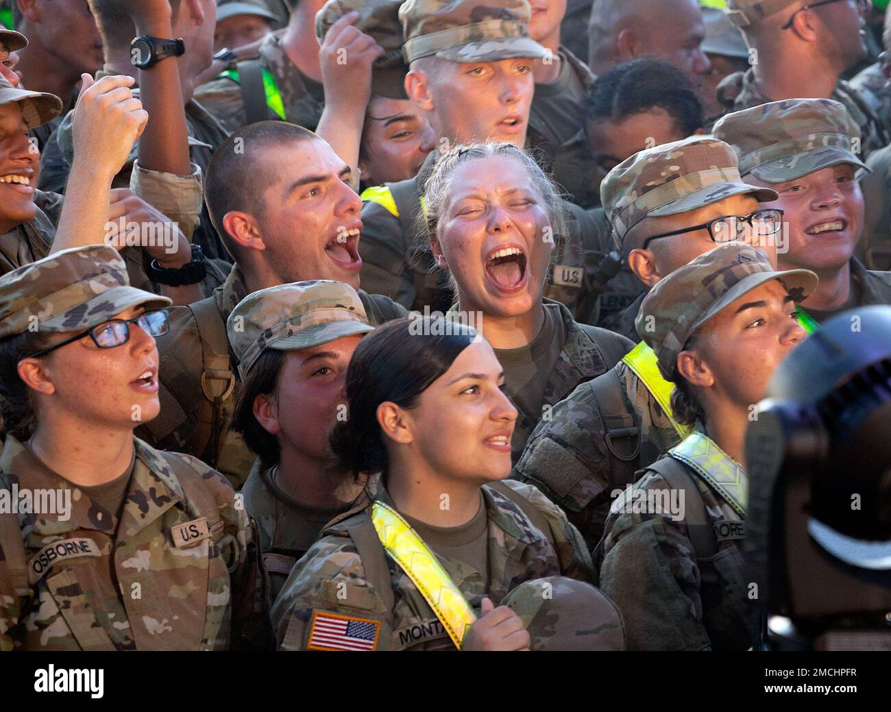 Basic Combat Trainees sing along during musical acts on Fort Jackson ...