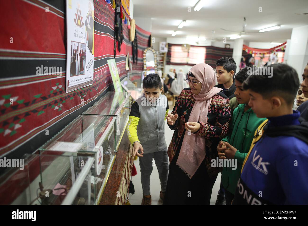 Gaza, Palestine. 19th Jan, 2023. Suhaila Shaheen, 60 shows the visitors ...