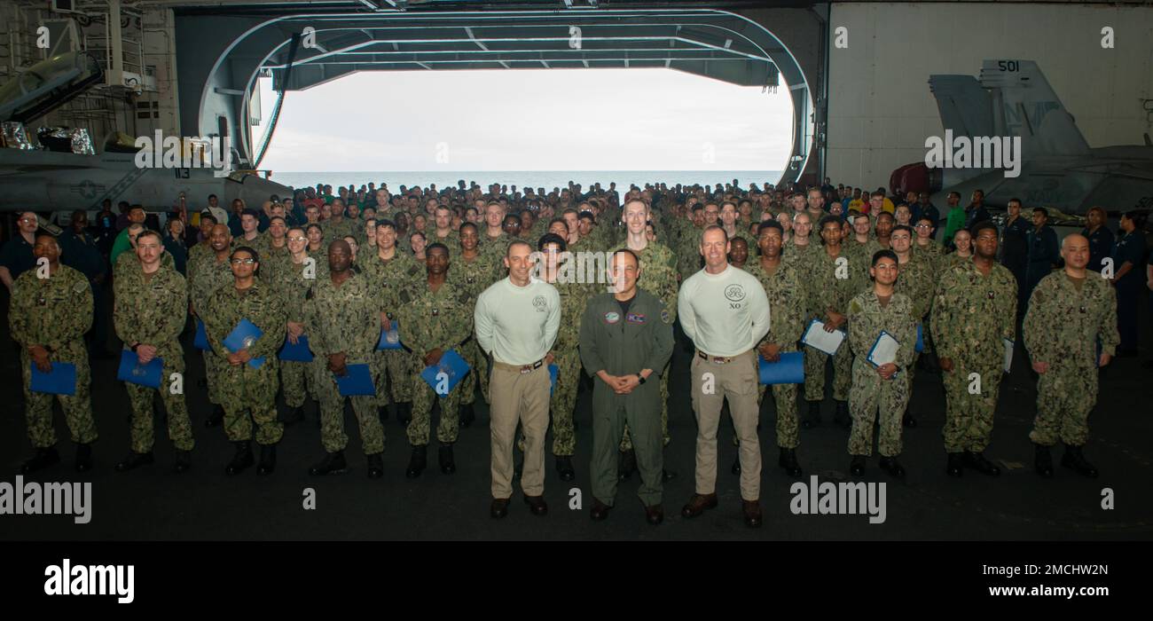 220703-N-LI114-1094 PHILIPPINE SEA (July 3, 2022) Capt. Fred Goldhammer ...