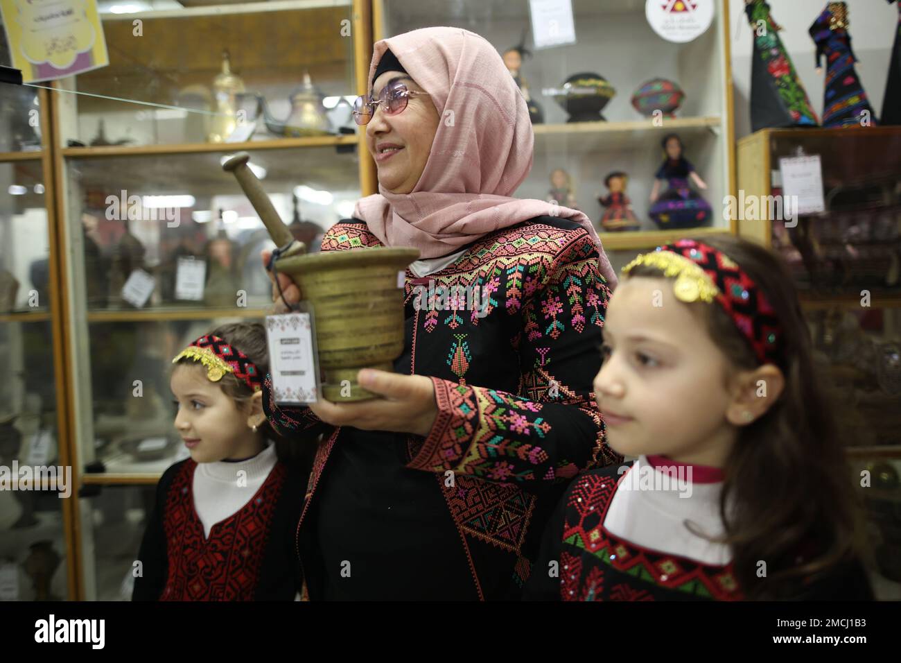 Gaza, Palestine. 19th Jan, 2023. Suhaila Shaheen, 60 displays valuables ...
