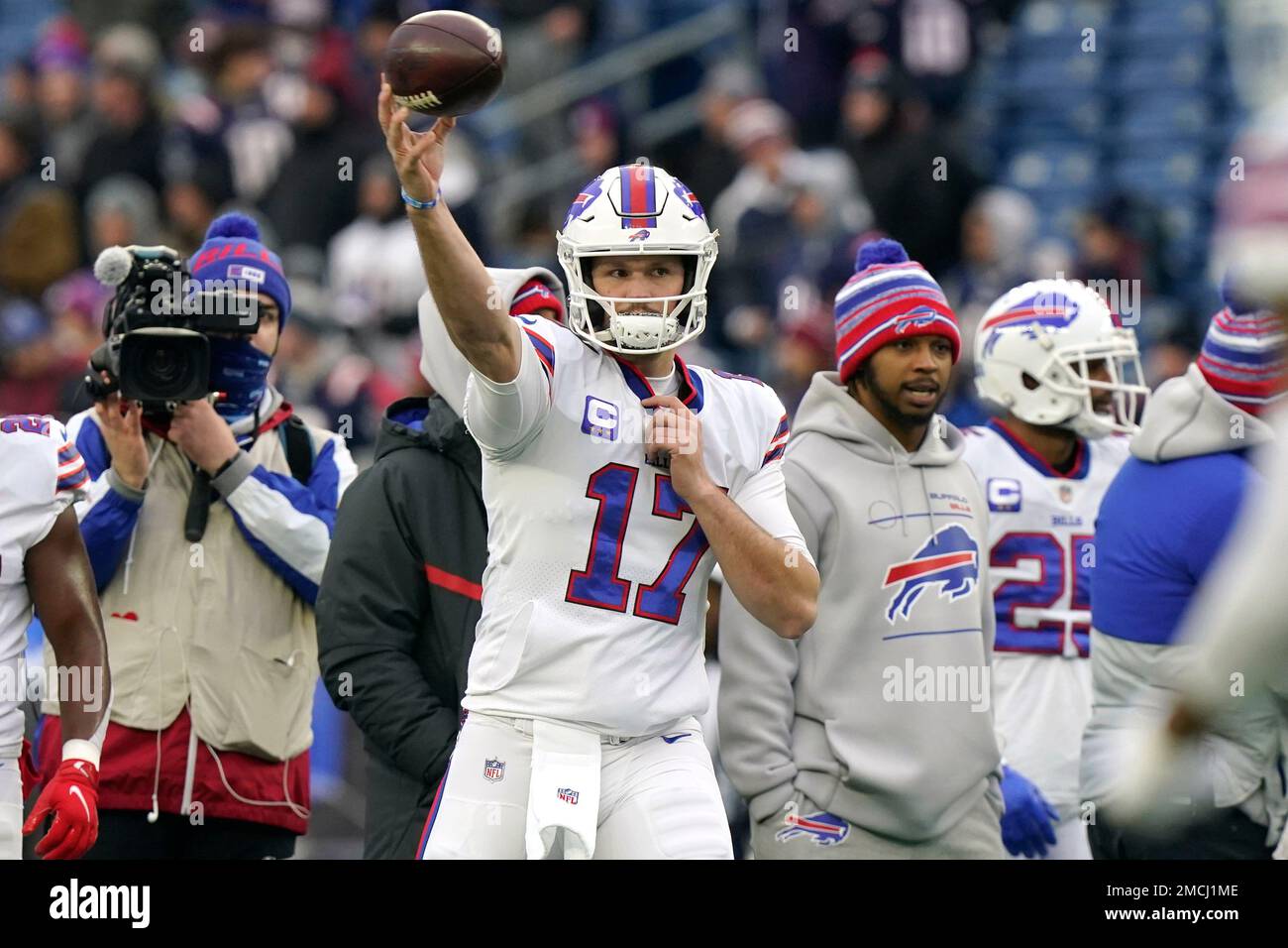Buffalo Bills quarterback Josh Allen (17) warms up prior to an NFL ...