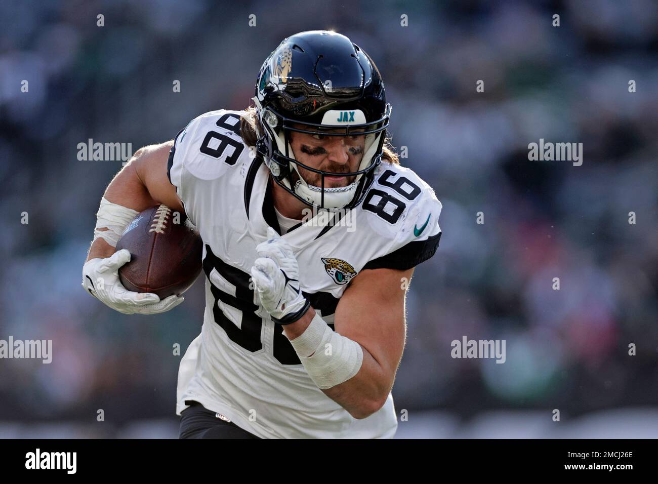 Jacksonville Jaguars tight end Jacob Hollister (86) runs against the ...