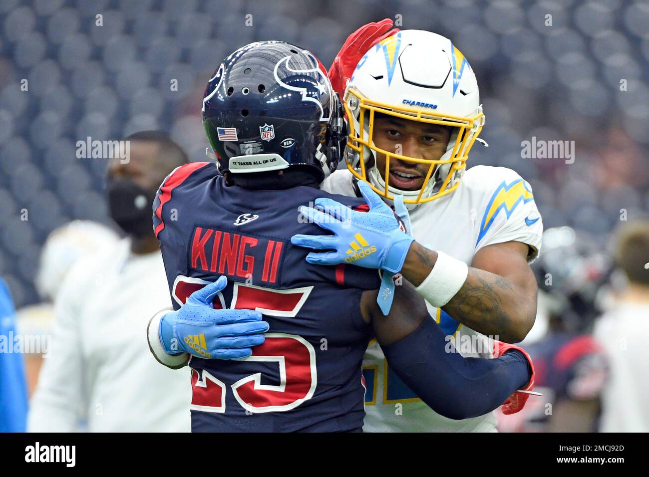Houston Texans' Desmond King II (25) and Los Angeles Chargers' Justin ...