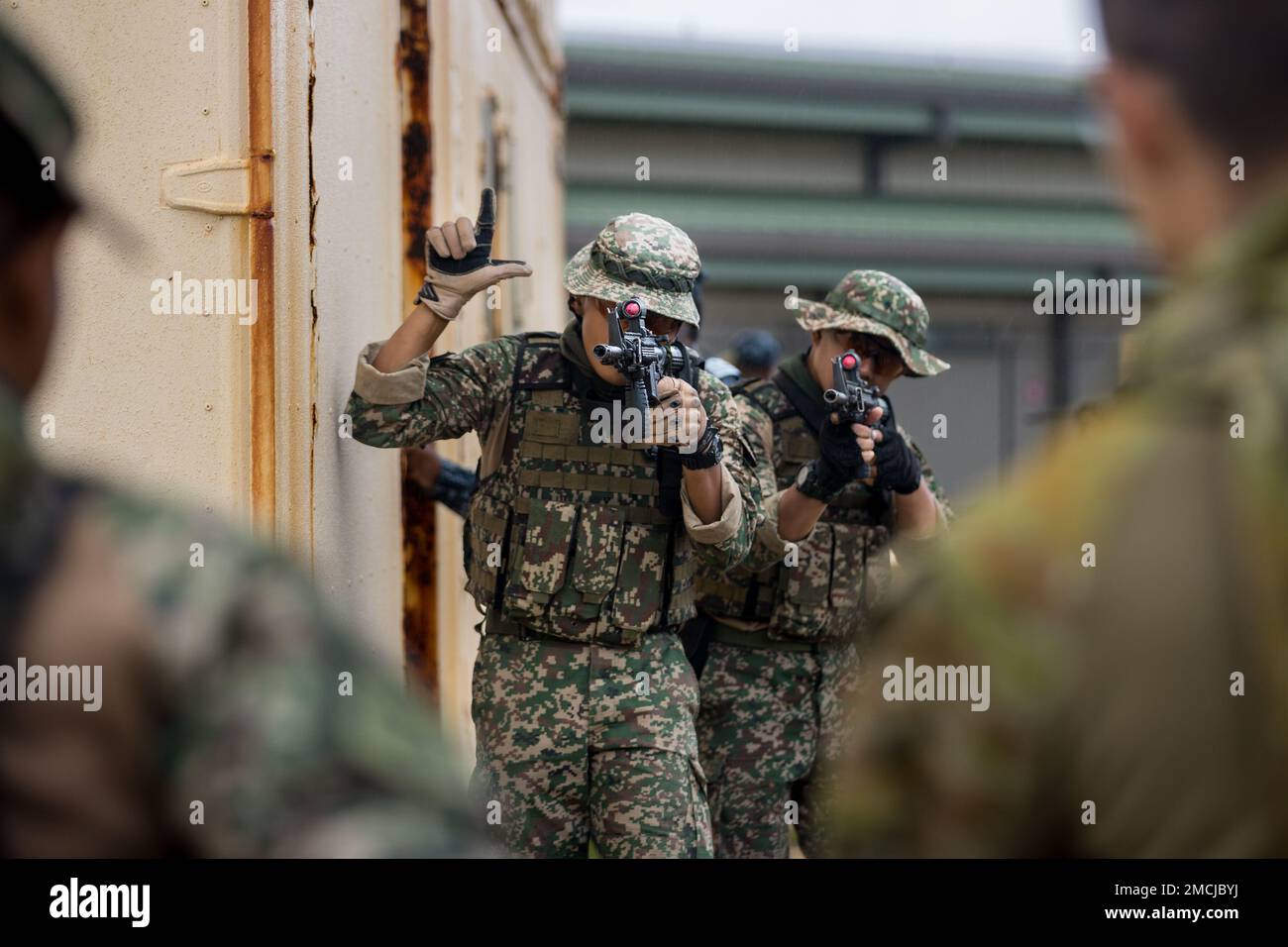 MARINE CORPS BASE HAWAII (July 4, 2022) Paratroopers from the Malaysian ...