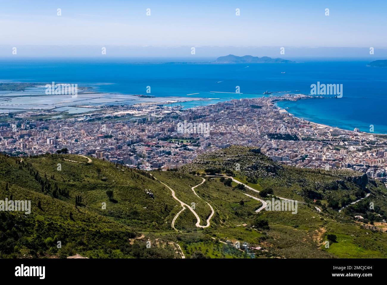 Offshore islands hi-res stock photography and images - Alamy