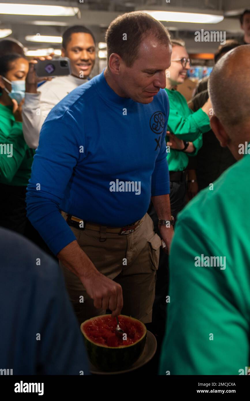 220704-N-UF592-1025 PHILIPPINE SEA (July 4, 2022) Capt. Justin Issler ...