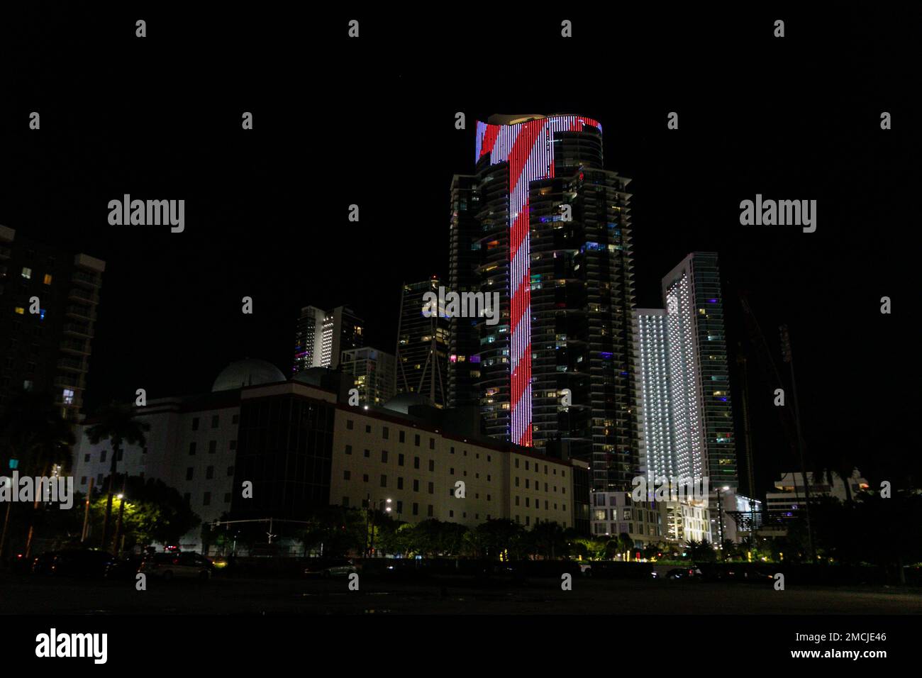 IMAGE DISTRIBUTED FOR PARAMOUNT MIAMI WORLDCENTER - The World's Tallest ...