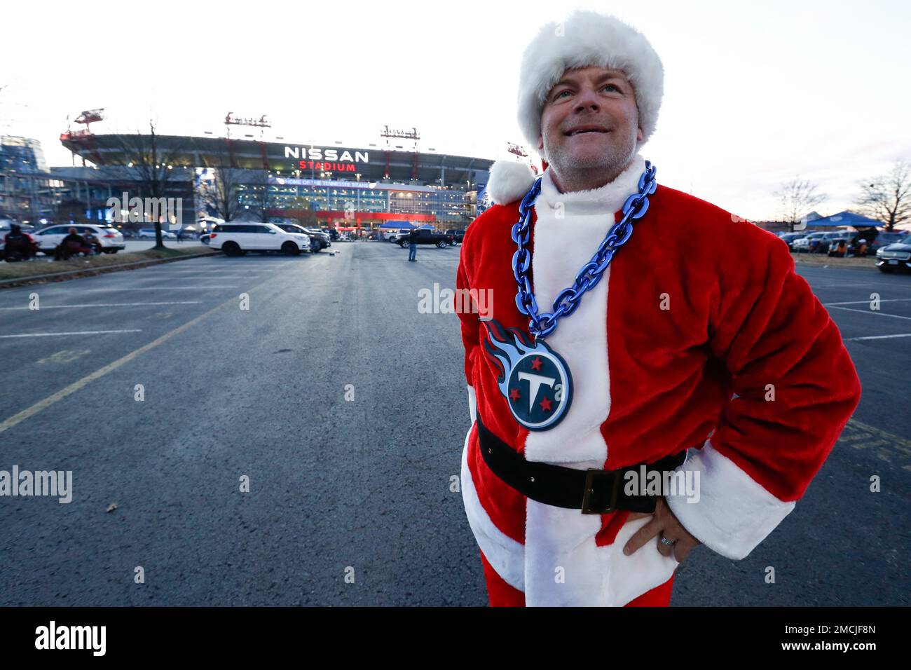 Tennessee Titans fan David Mascali arrives at Nissan Stadium before an ...
