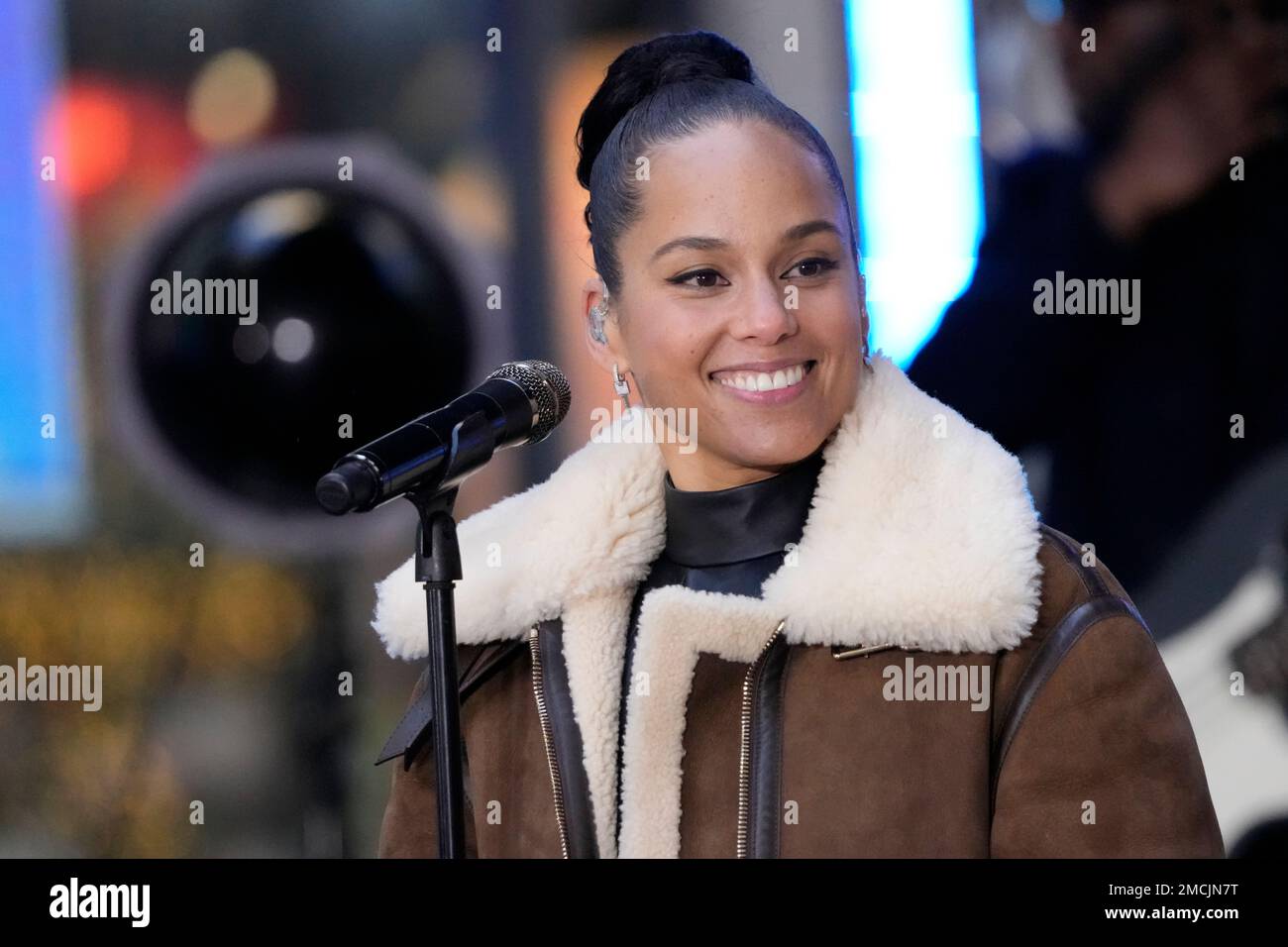 Alicia Keys performs on NBC's "Today" show at Rockefeller Plaza on ...