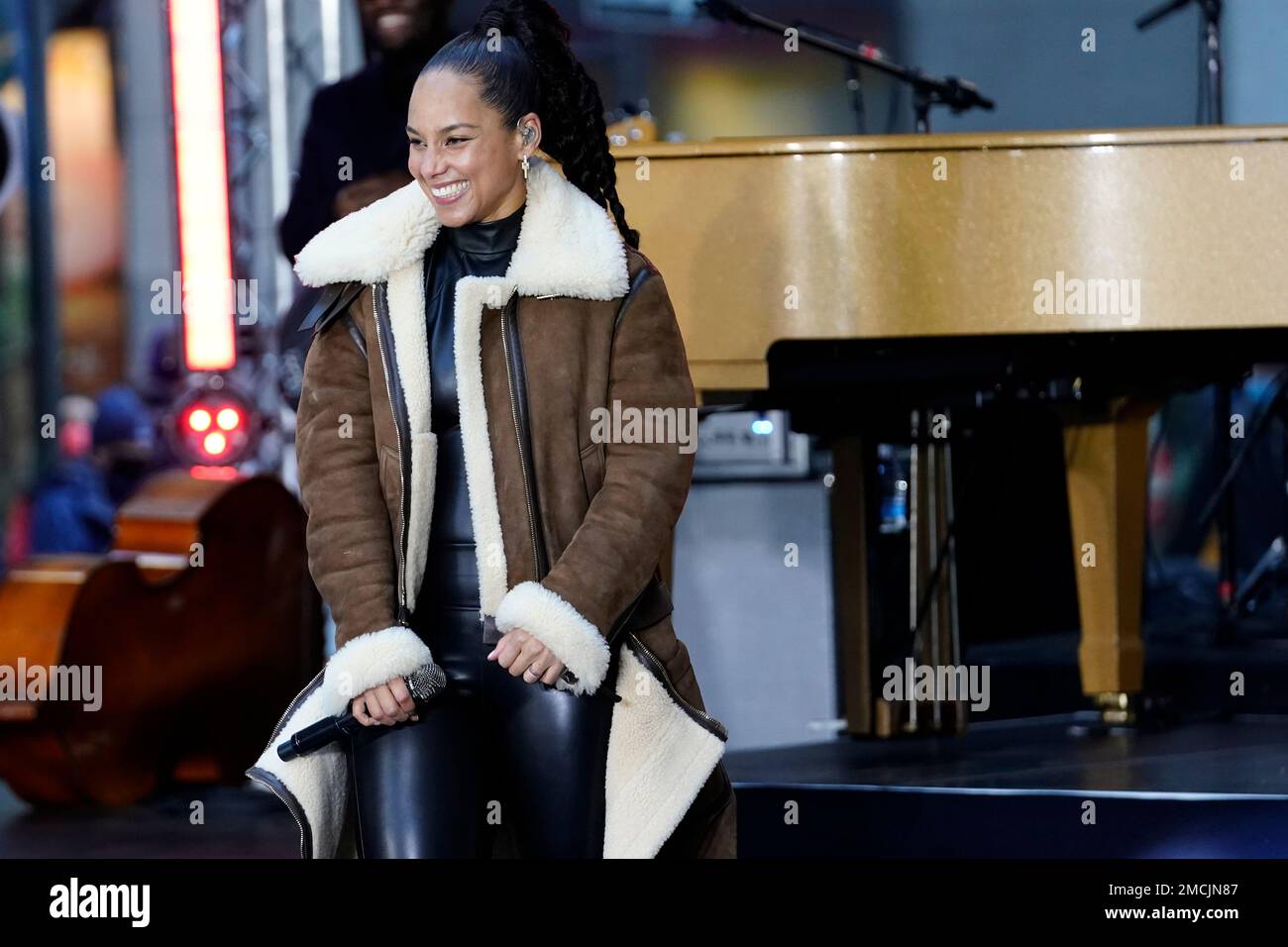 Alicia Keys performs on NBC's "Today" show at Rockefeller Plaza on ...