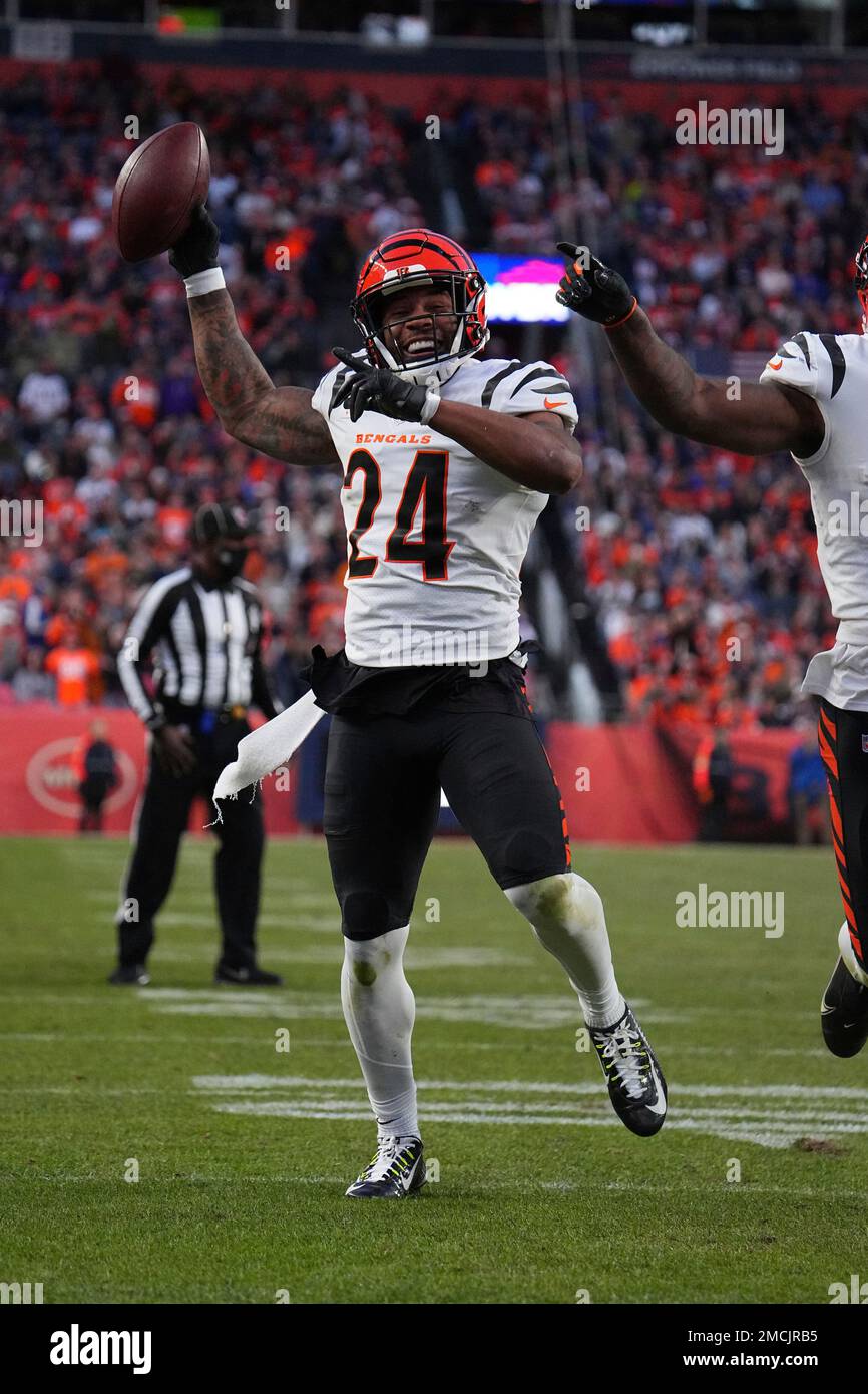 Cincinnati Bengals safety Vonn Bell (24) against the Denver Broncos in ...