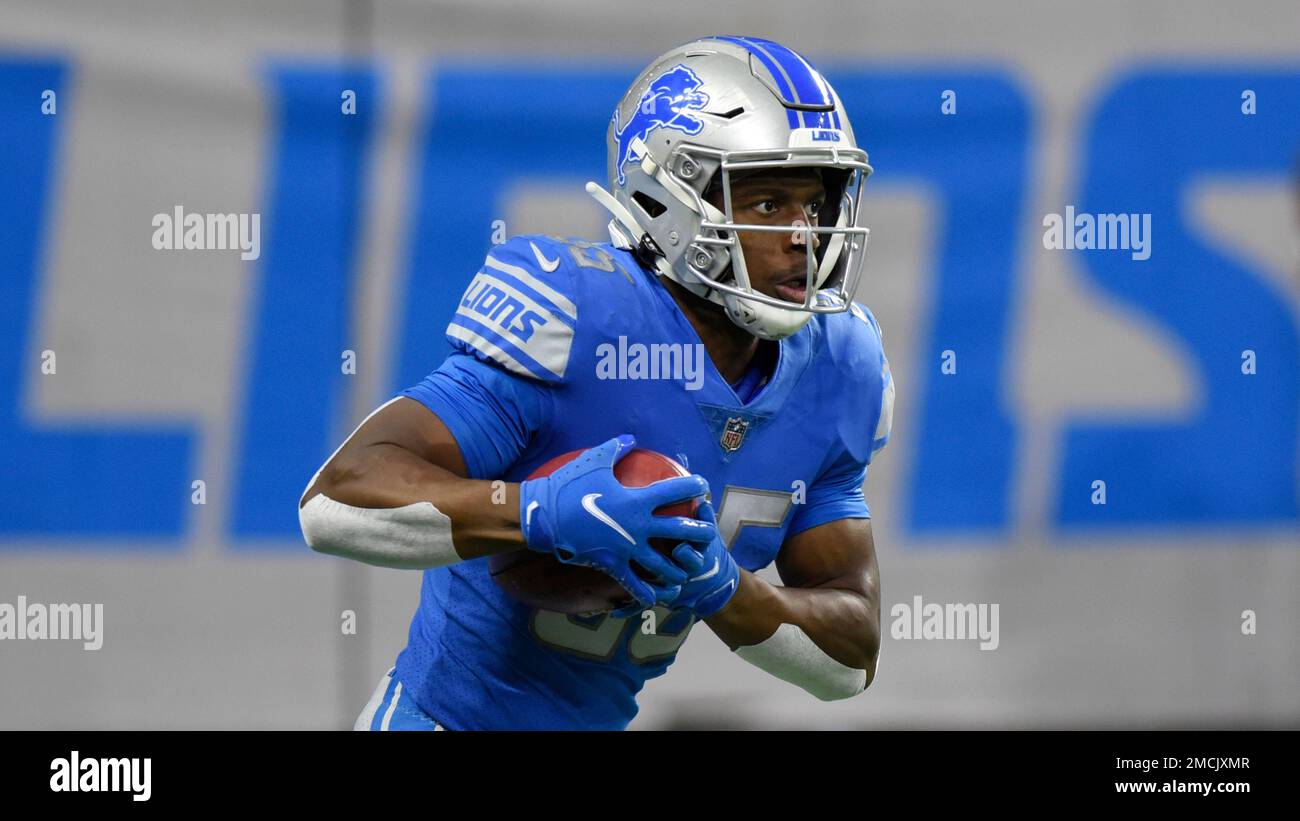 Detroit Lions running back Godwin Igwebuike plays during the first half ...