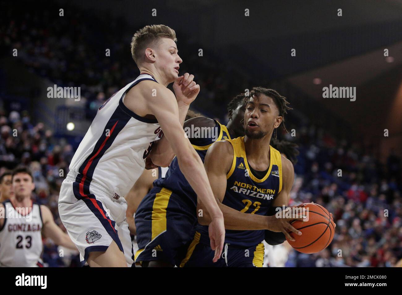 Gonzaga forward Ben Gregg (33) defends Northern Arizona forward Wynton ...
