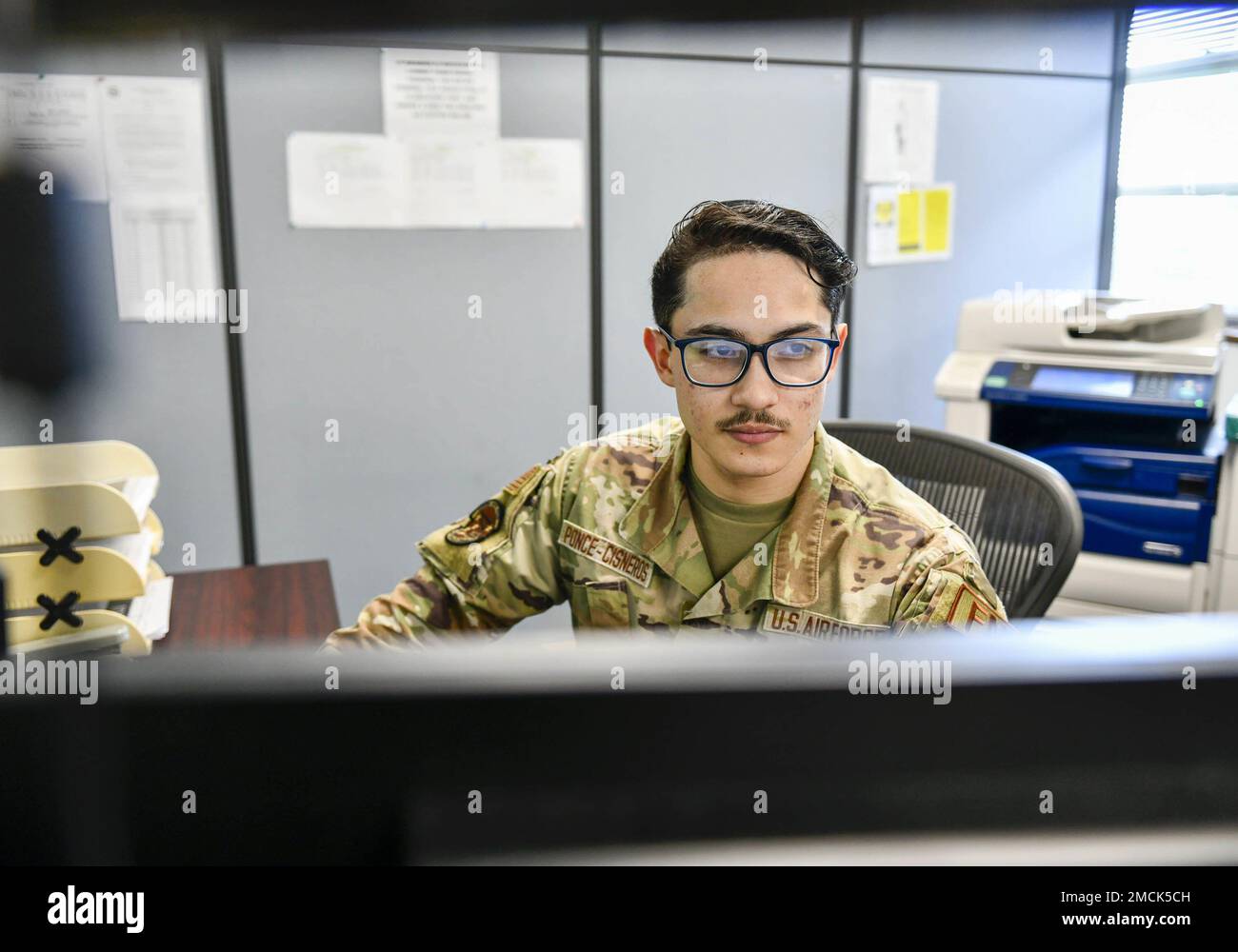 A1c bryan ponce cisneros hi-res stock photography and images - Alamy
