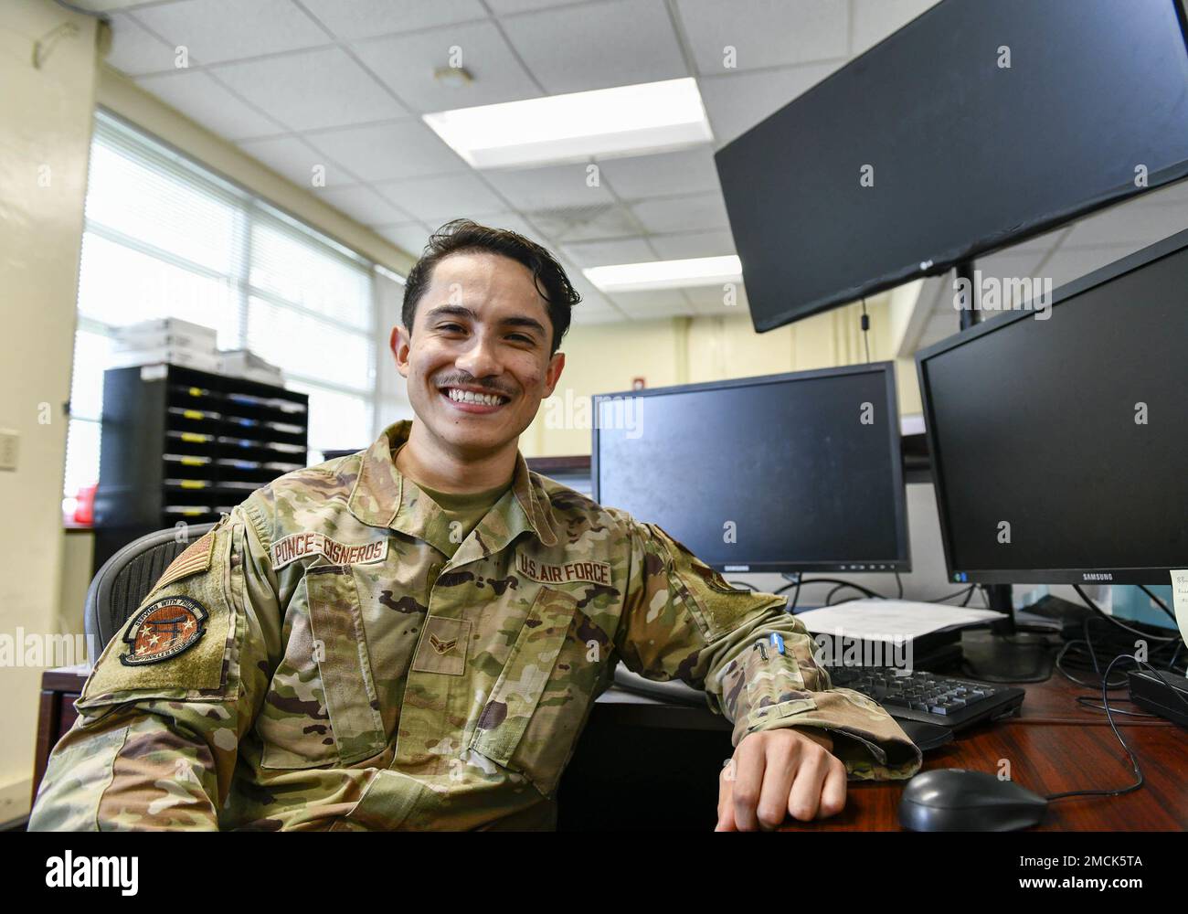 A1c bryan ponce cisneros hi-res stock photography and images - Alamy
