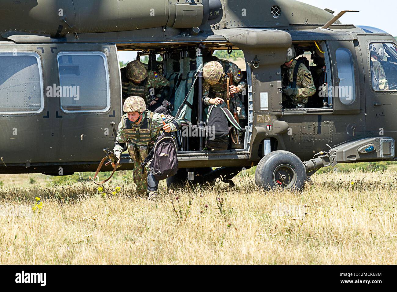 MIHAIL KOGĂLNICEANU, Romania-- Soldiers with the Romanian 9th ...