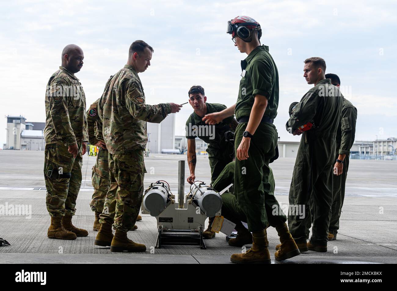 120 fighter squadron hi-res stock photography and images - Alamy