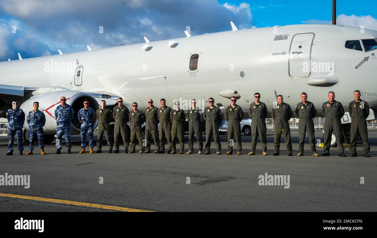 220706-N-EE352-2096 PEARL HARBOR (July 6, 2022) U.S. Navy leadership ...