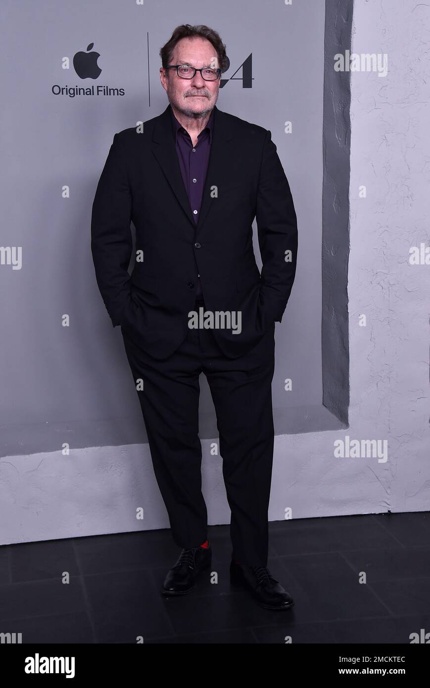 Stephen Root arrives at the premiere of "The Tragedy of Macbeth" at the ...