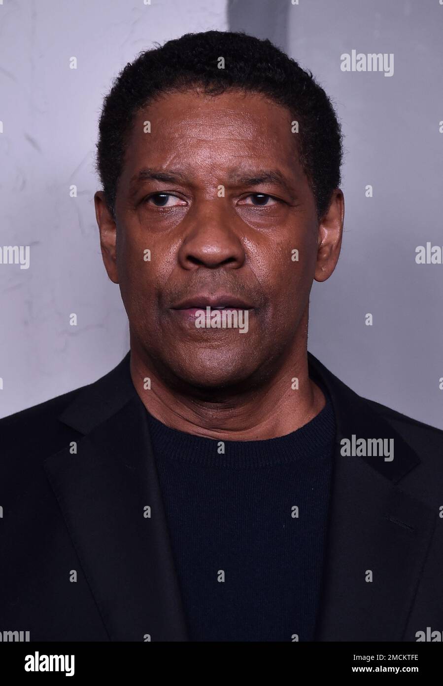 Denzel Washington arrives at the premiere of "The Tragedy of Macbeth ...