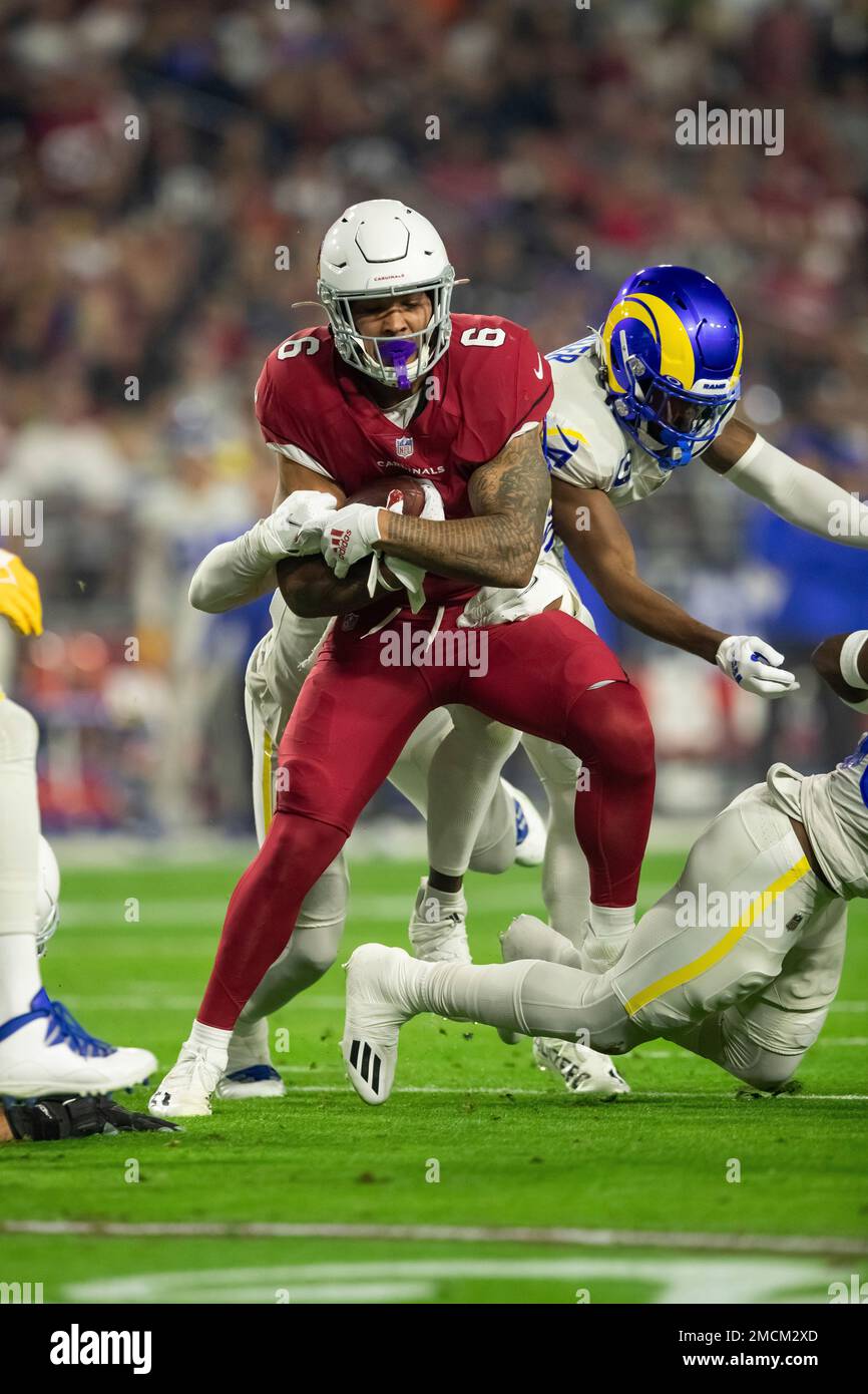 Running back (6) James Conner of the Arizona Cardinals runs the ball ...