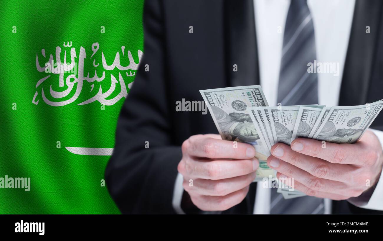 Money card saudi hi-res stock photography and images - Alamy