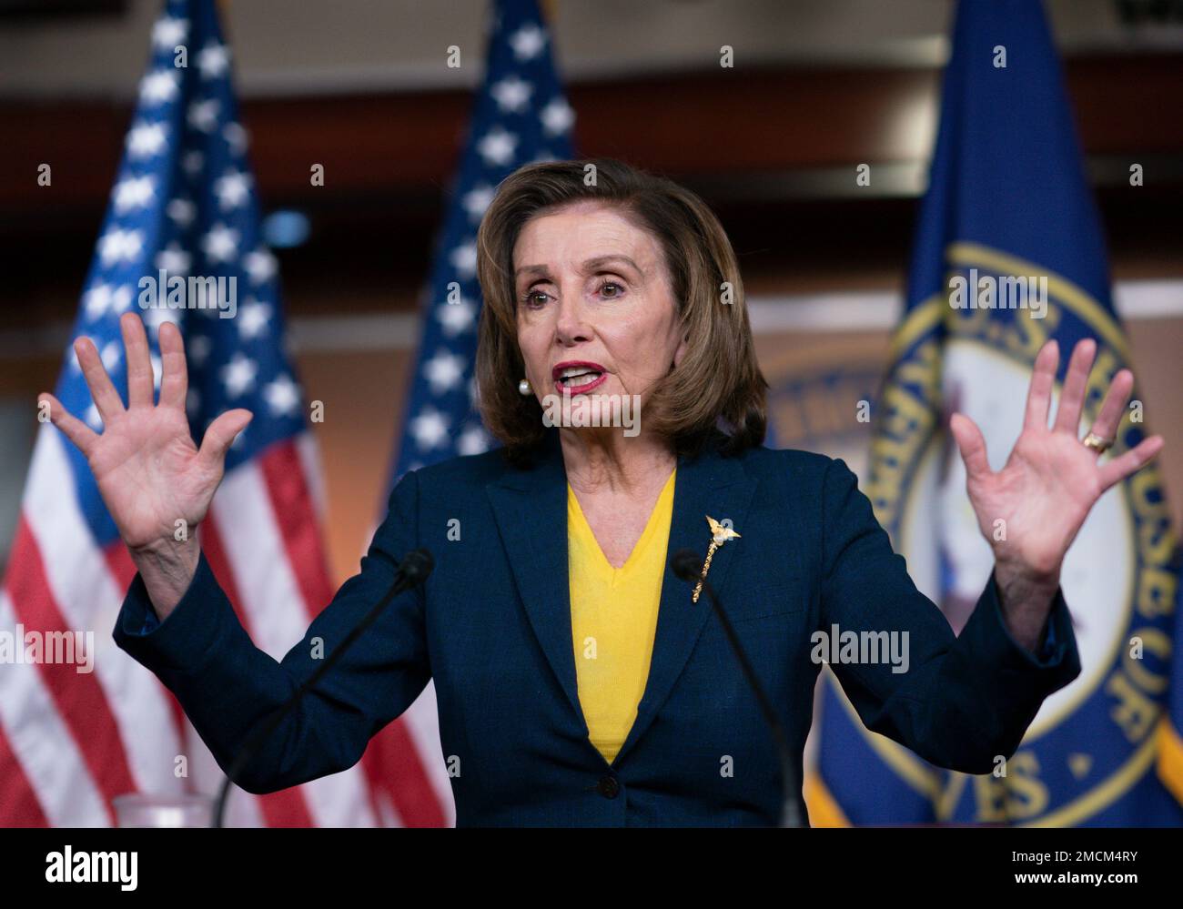 Speaker of the House Nancy Pelosi, D-Calif., meets with reporters at ...