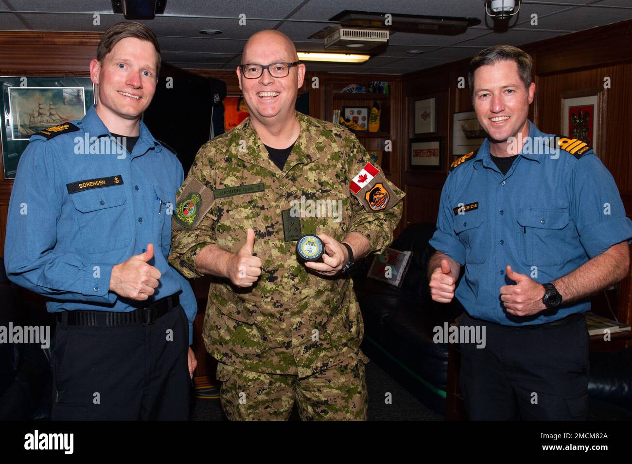 220706-O-QR492-1005-CA PEARL HARBOR (July 06, 2022) HMCS Vancouver ...