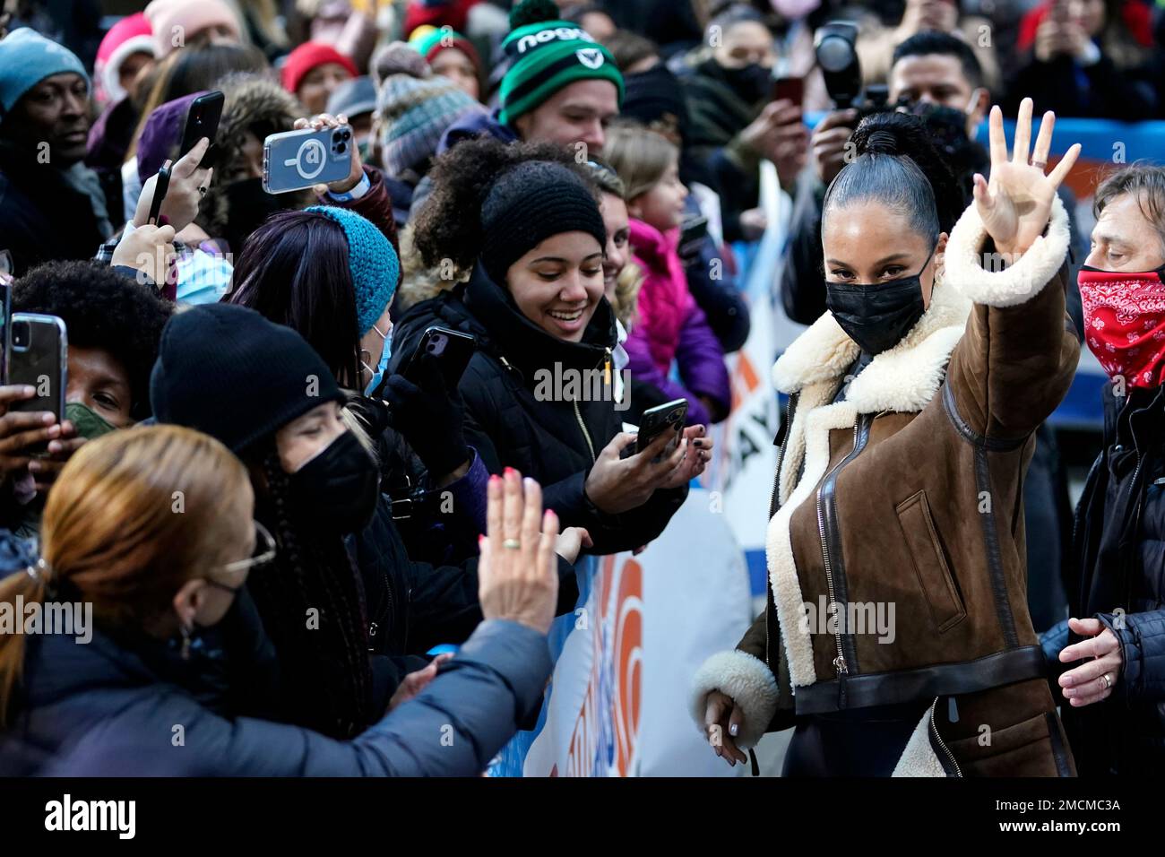 Alicia Keys meets with fans before performing on NBC's "Today" show at ...