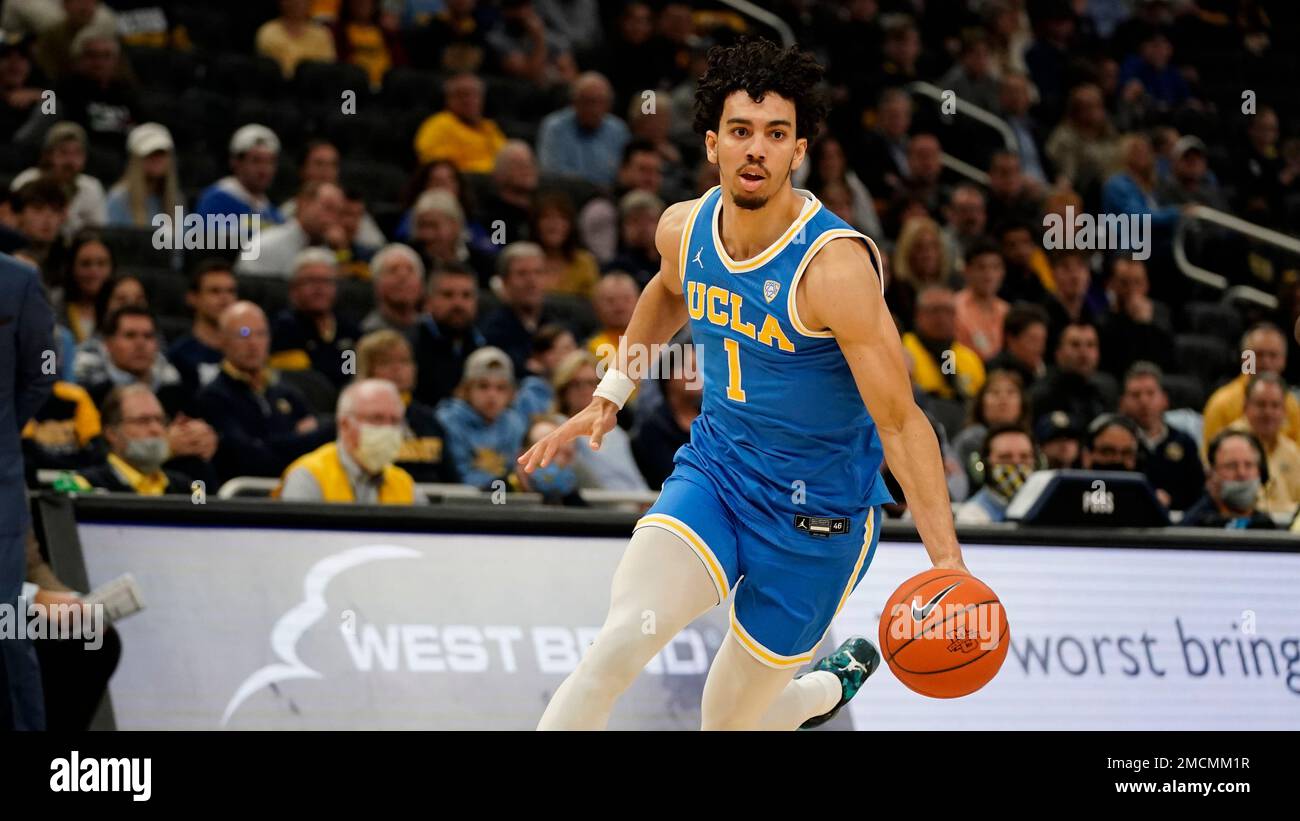 UCLA's Jules Bernard during the second half of an NCAA college ...